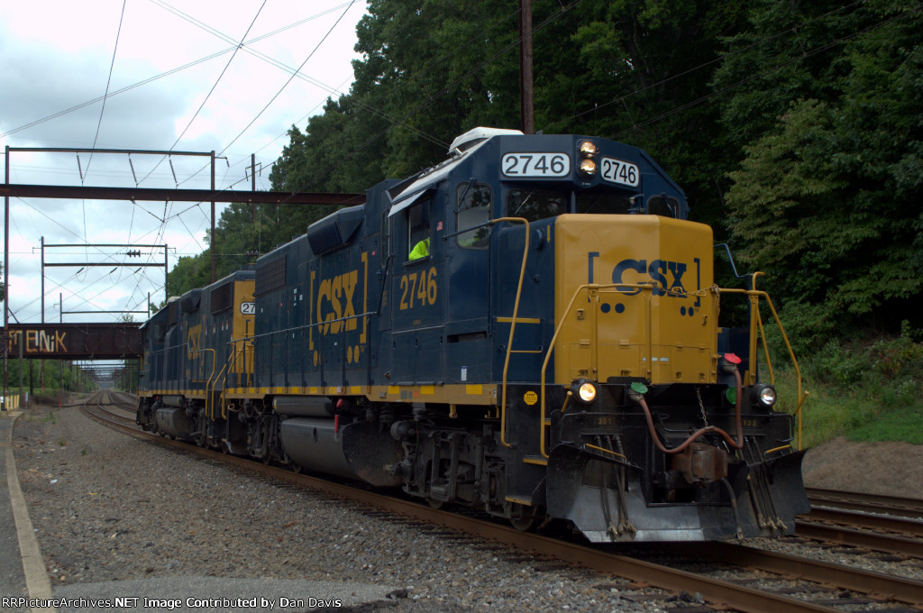 CSX GP38-2 2746 leads C770-09